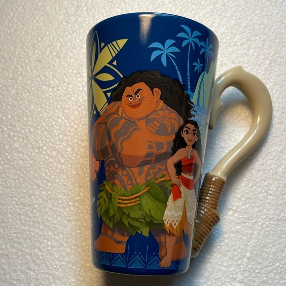 Disney | Kitchen | Nwot Moana Maui Fish Hook Handle Mug Disney Parks ...